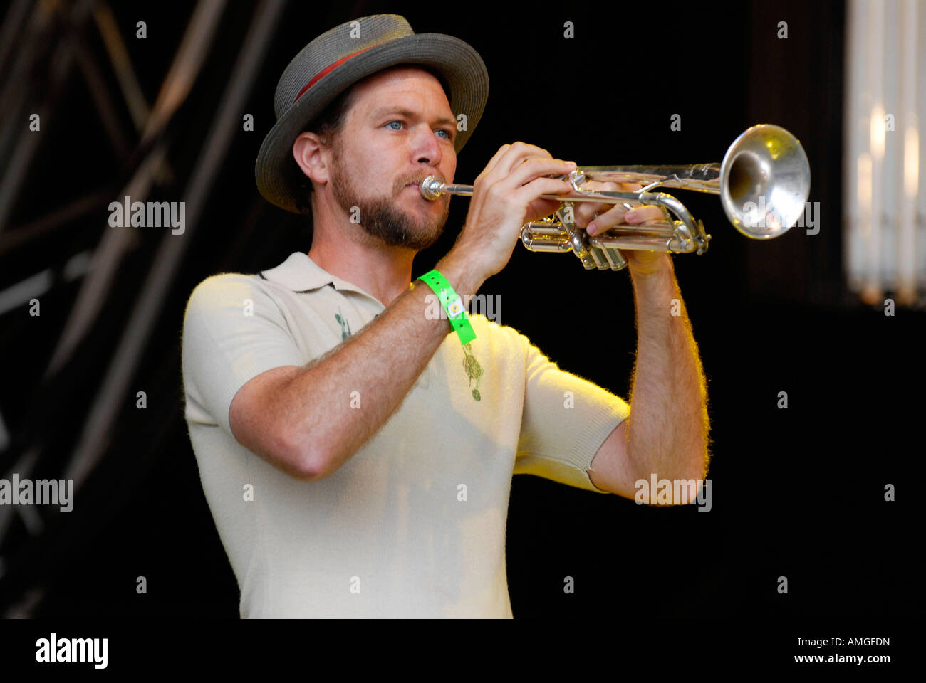 pic martin phelps 26 07 07 reporter gordon womad festival charlton park ...