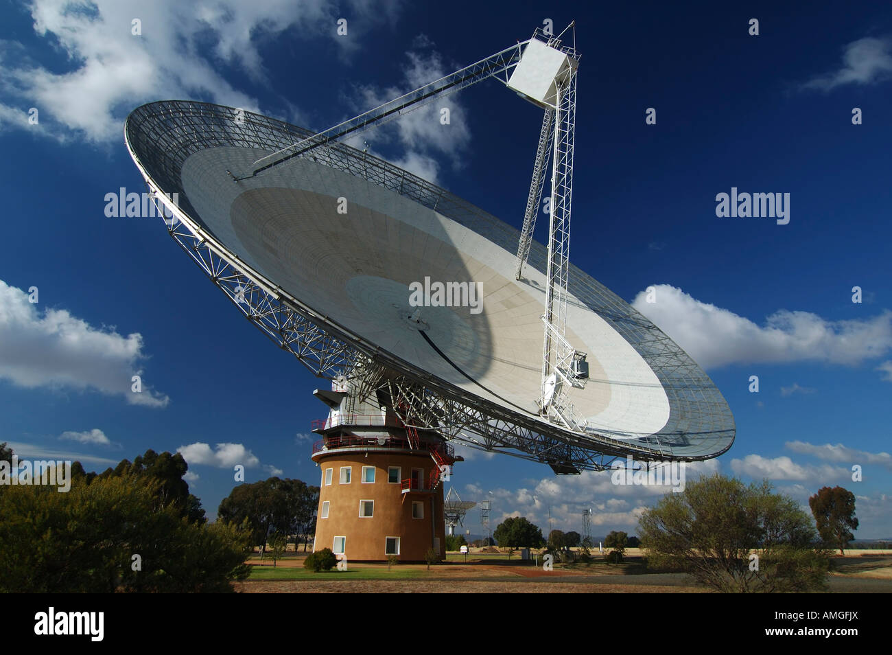 'The Dish' - Radio Telescope, Parkes, New South Wales (NSW), Australia ...