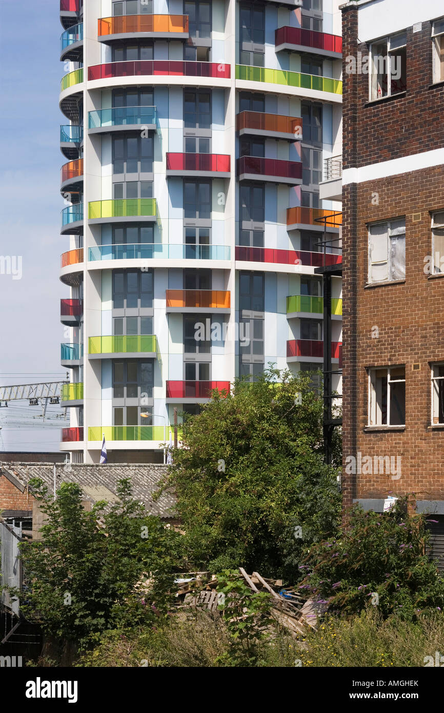 Icona building hi-res stock photography and images - Alamy