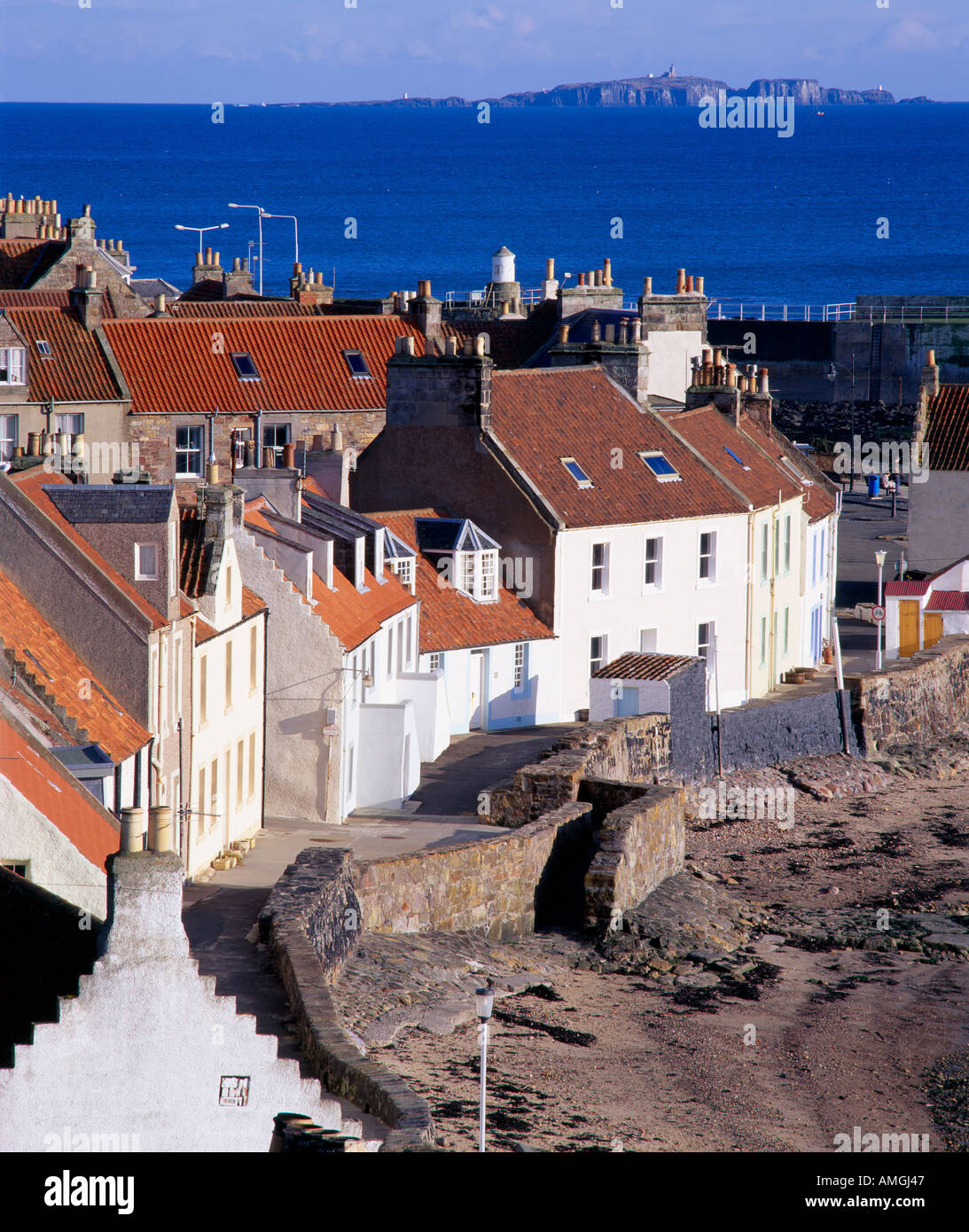 Pittenweem housing hi-res stock photography and images - Alamy