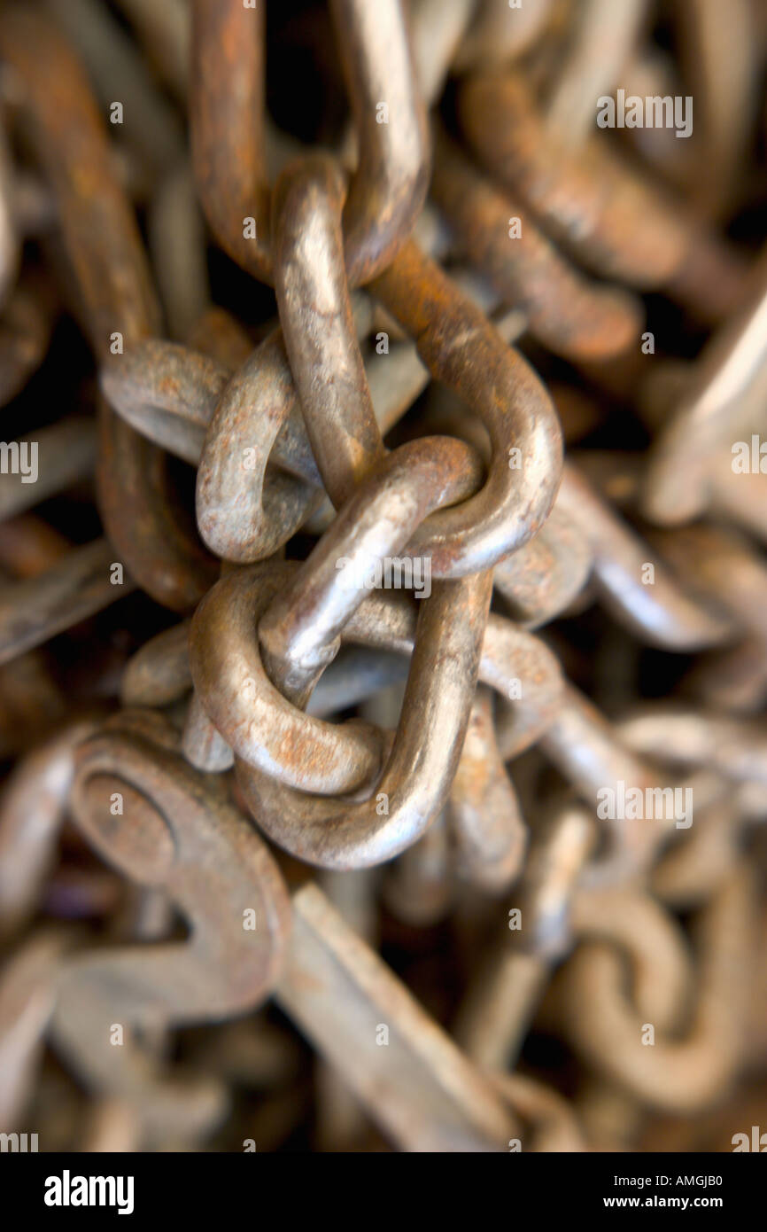 Rust chains hi-res stock photography and images - Alamy