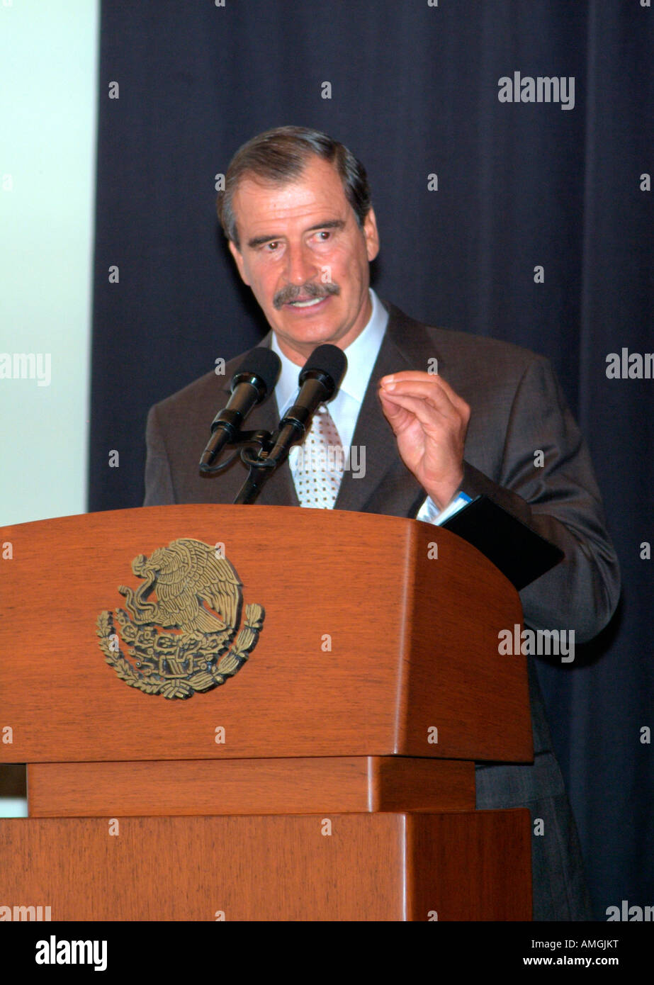 Vicente fox quesada hi-res stock photography and images - Alamy