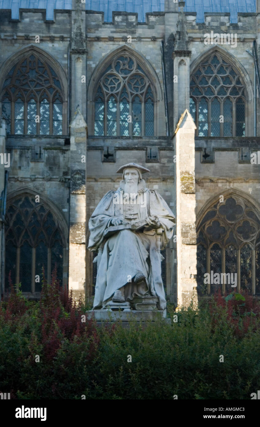 Statue of Richard Hooker The Cathedral Exeter Devon England Stock Photo ...