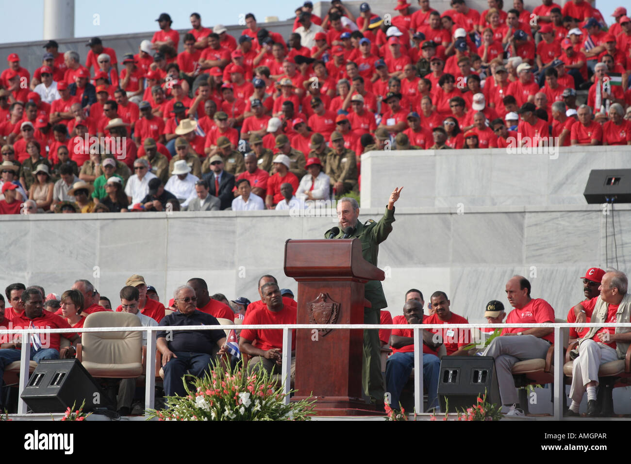 Fidel Castro giving his Labour Day speech Stock Photo - Alamy