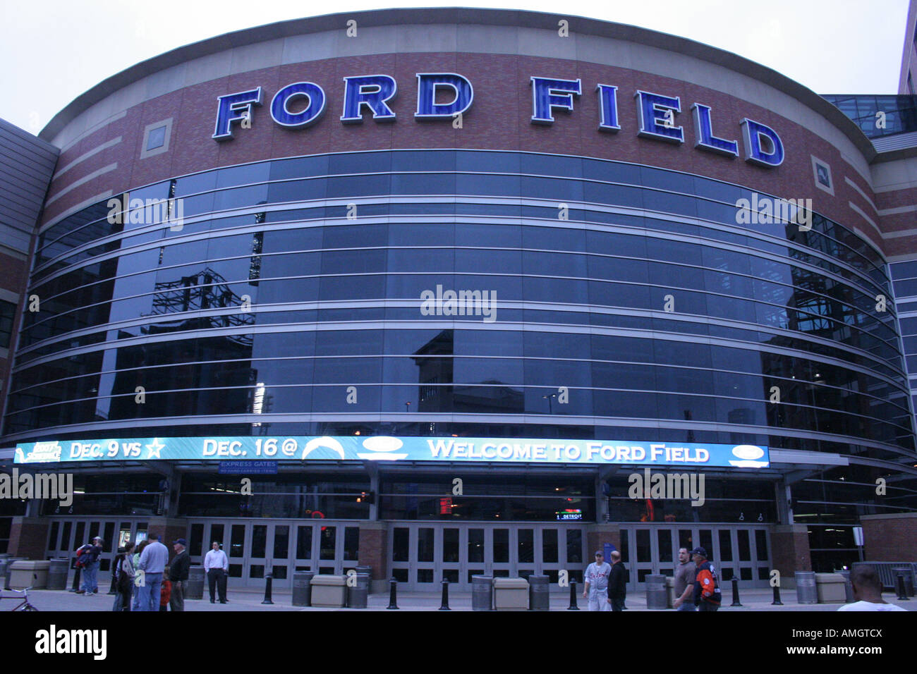 Ford field detroit crowd hi-res stock photography and images - Alamy