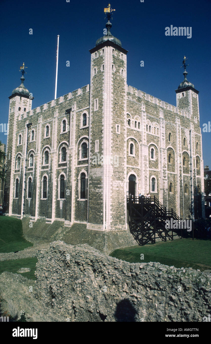 Tower of London The White Tower 2 Stock Photo - Alamy