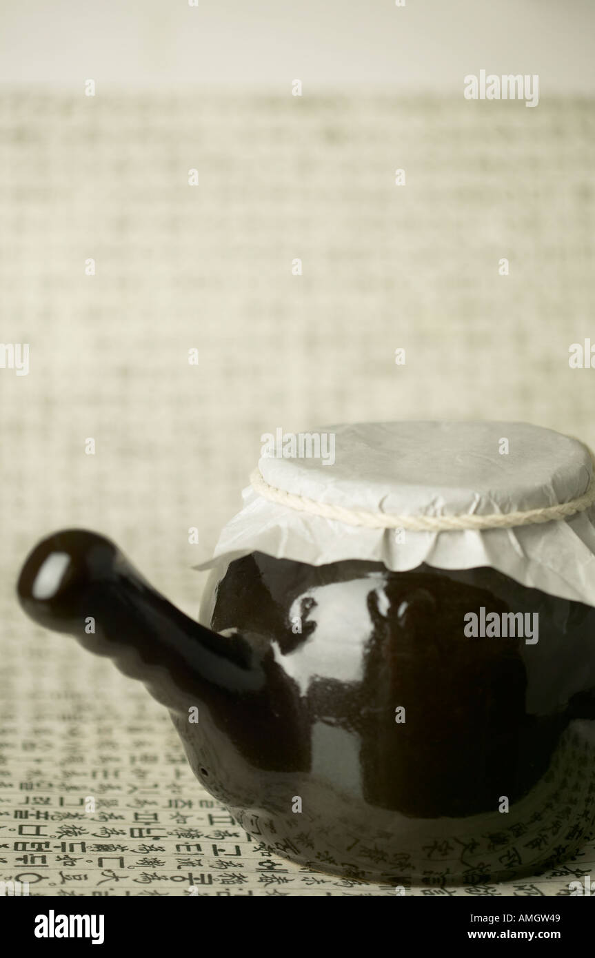 Earthen matka or matki hi-res stock photography and images - Alamy
