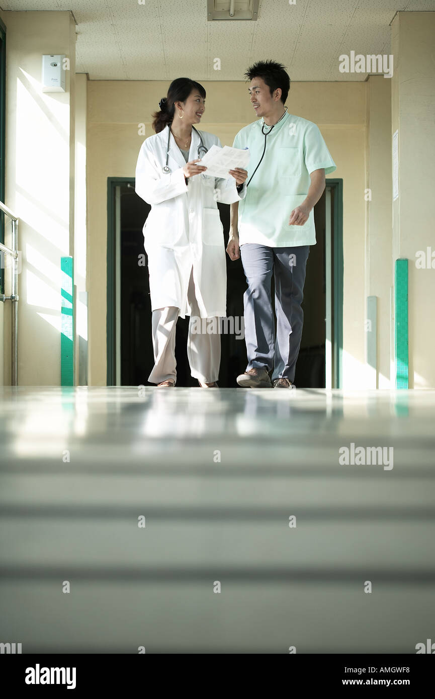 Two female doctors and chart hi-res stock photography and images - Alamy