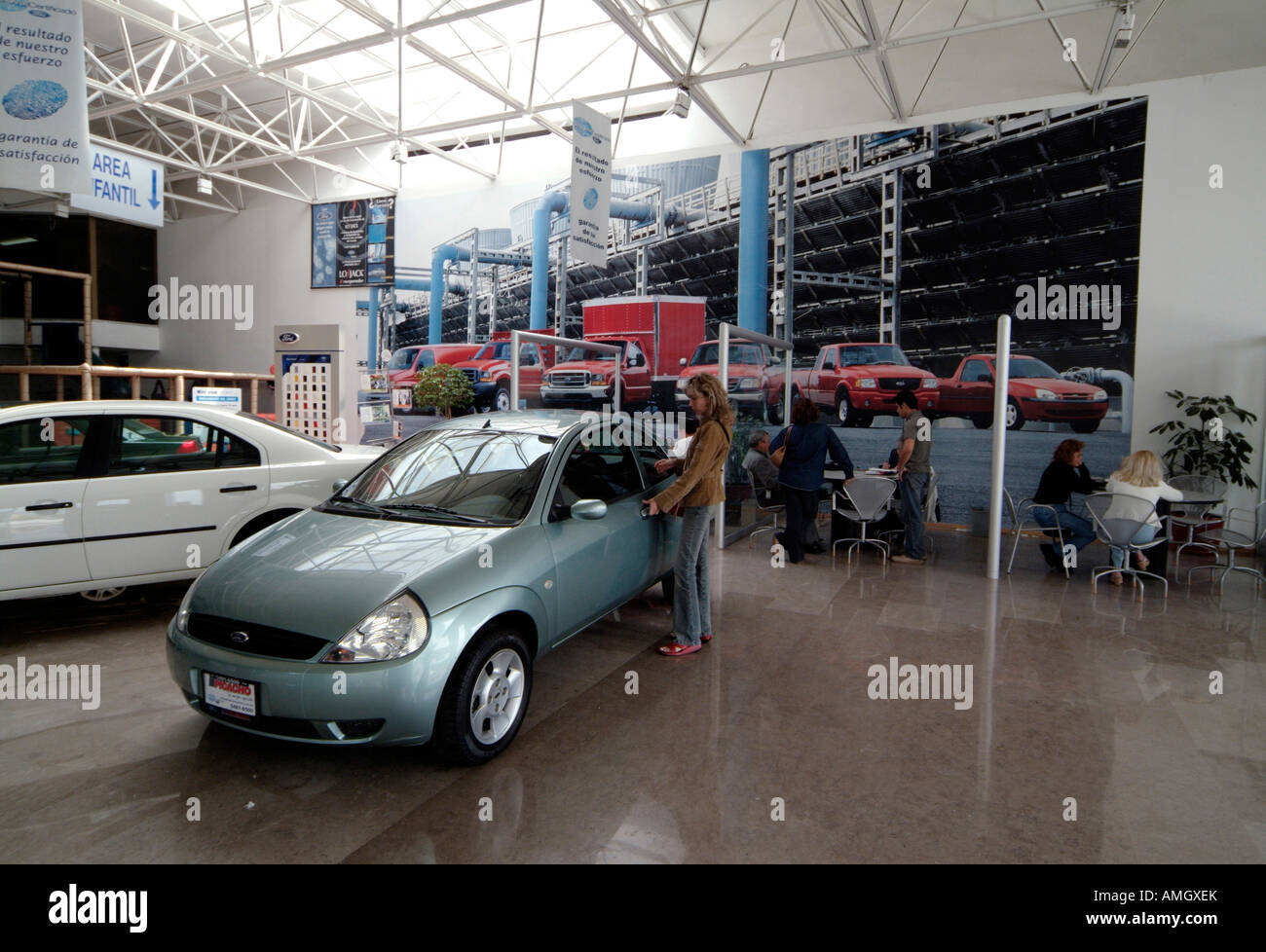 Mexico, Ford Dealership Stock Photo - Alamy