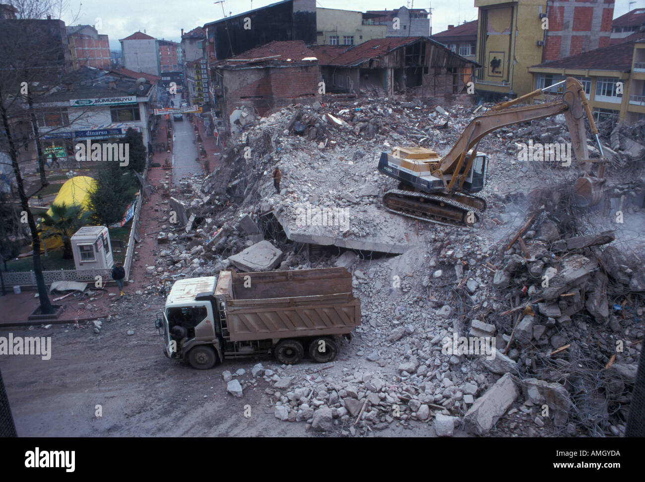 A view of the earthquake damage at Duzce Turkey Stock Photo - Alamy