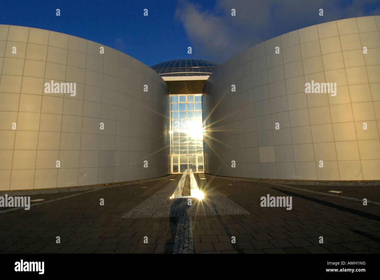 Perlan landmark building resting on five water tanks in Reykjavik ...