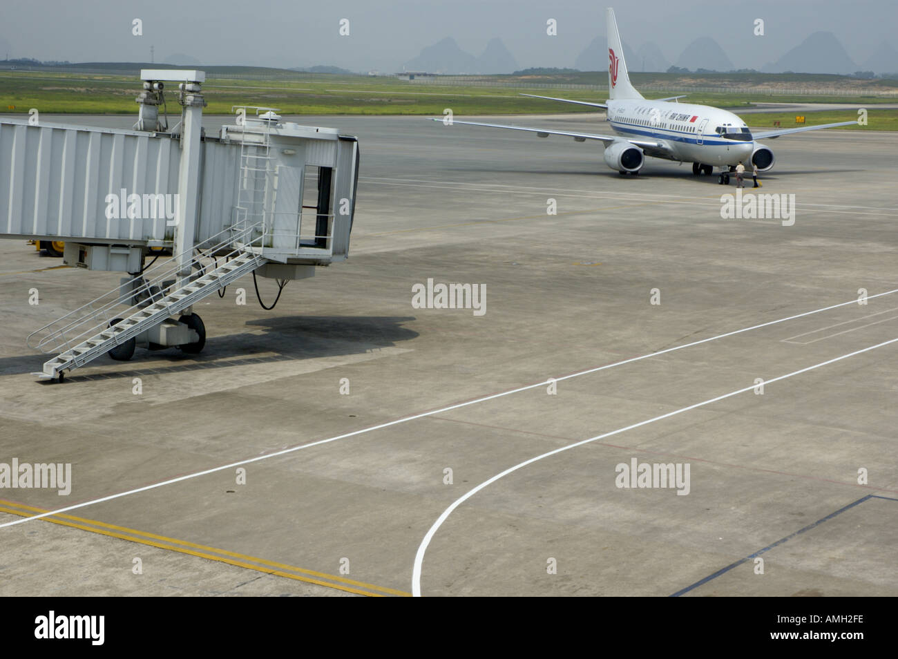 Guilin airport hi-res stock photography and images - Alamy