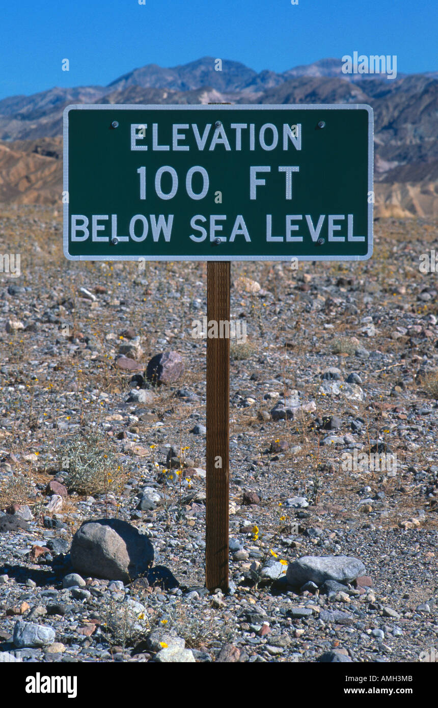 Elevation below sea level sign hi-res stock photography and images - Alamy