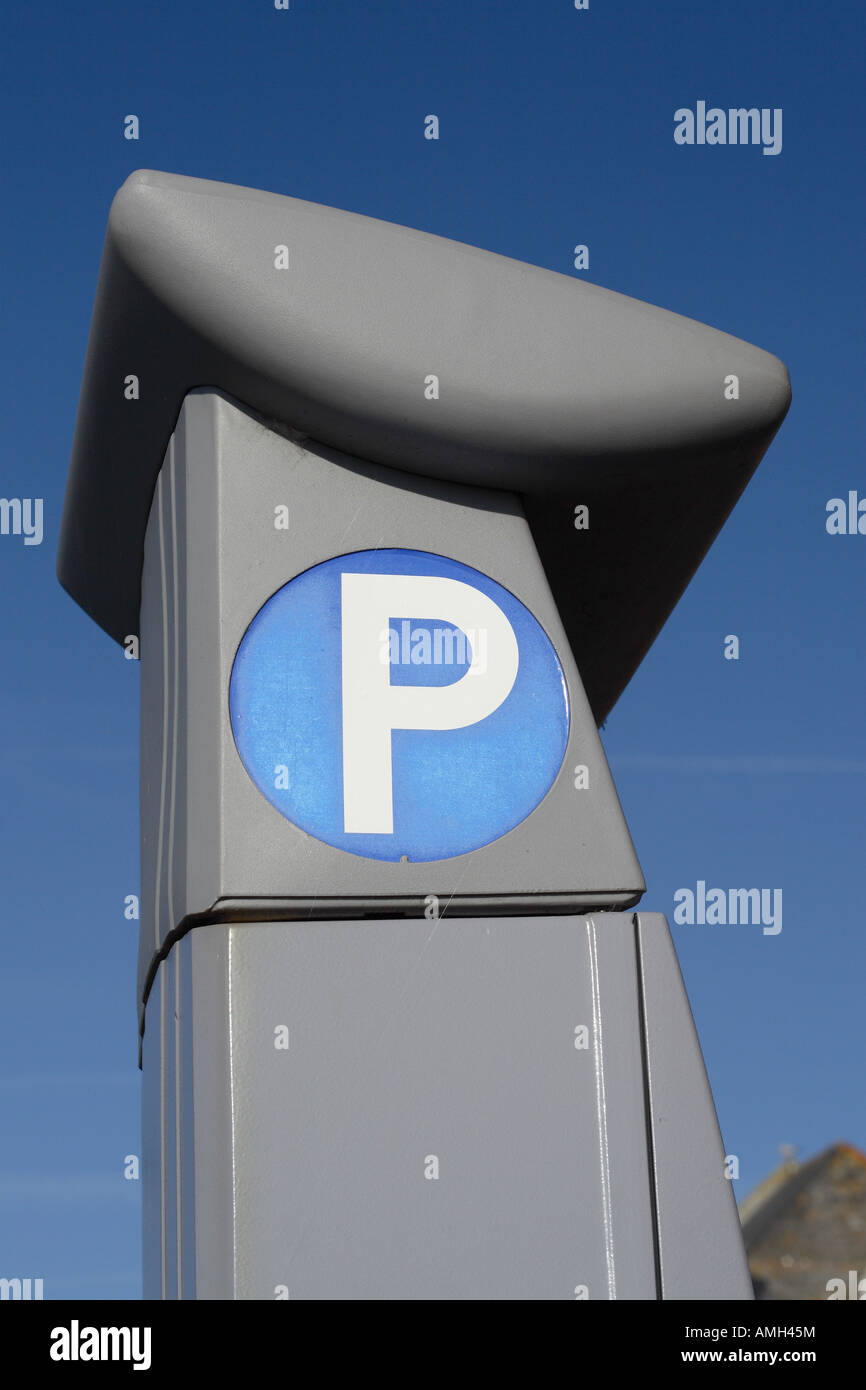 Solar powered car parking ticket machine the flat roof contains a solar ...