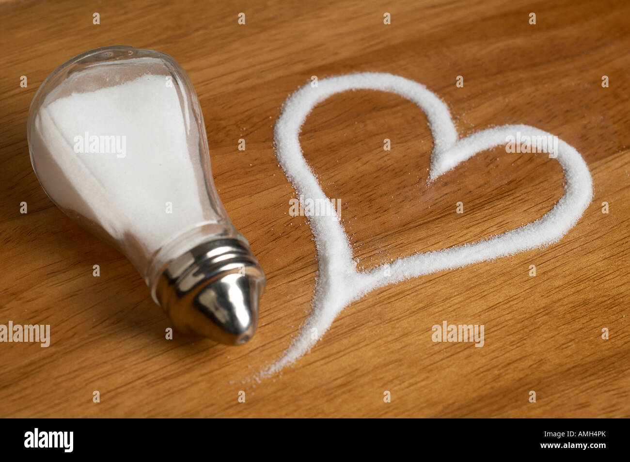 salt in shape of heart Stock Photo - Alamy
