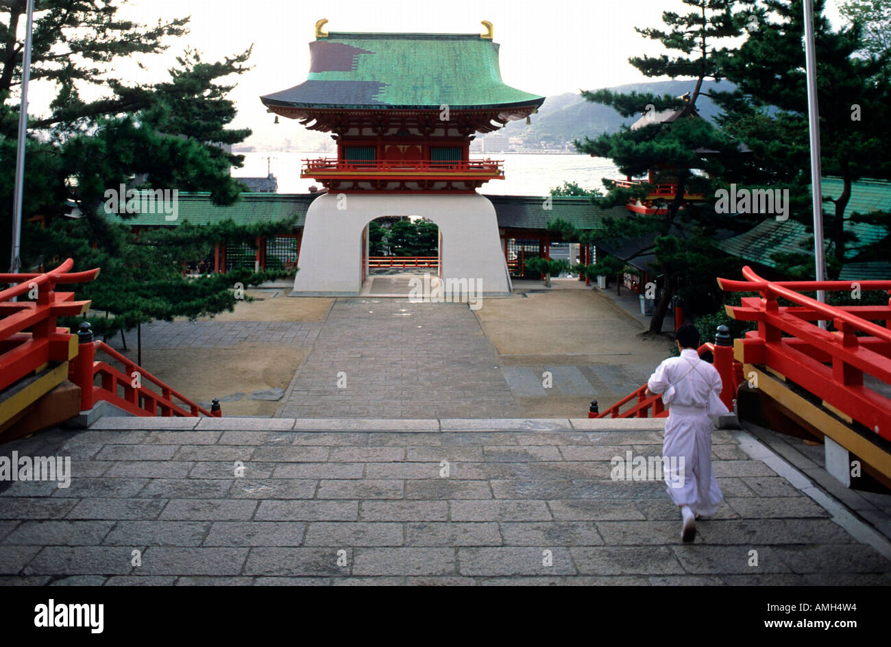 Akama shrine hi-res stock photography and images - Alamy