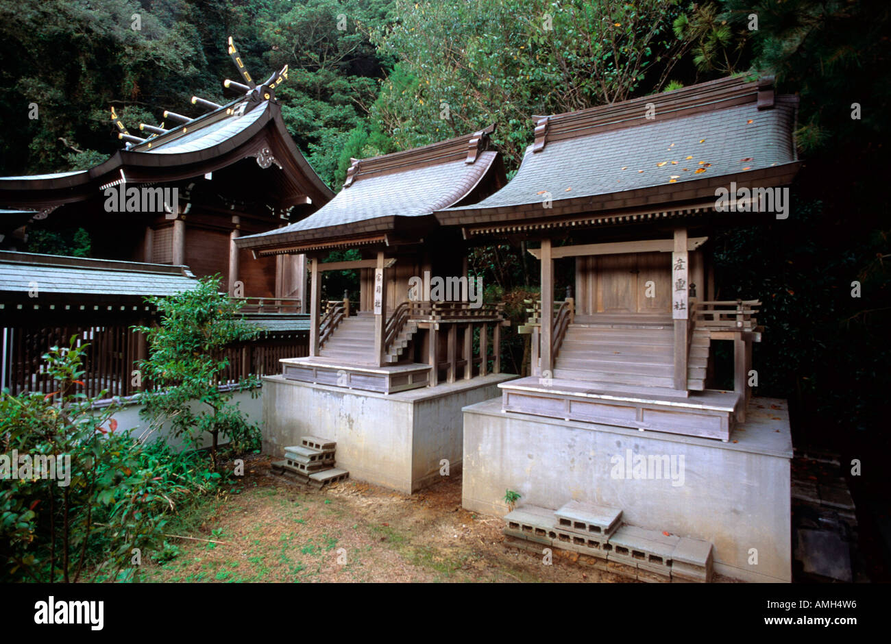 Akama jingu shrine hi-res stock photography and images - Alamy