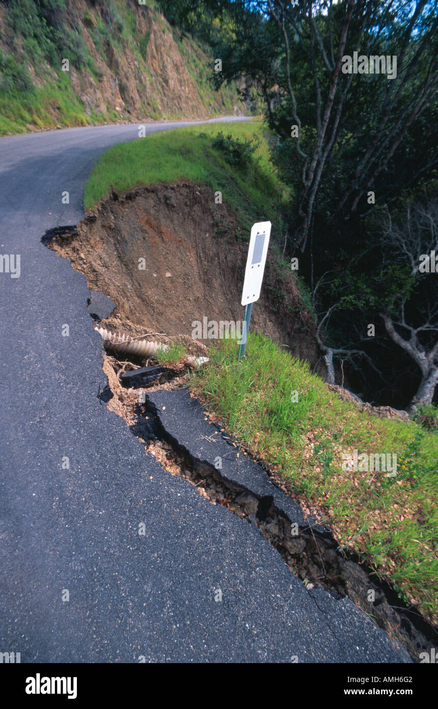 Landslide road hi-res stock photography and images - Alamy
