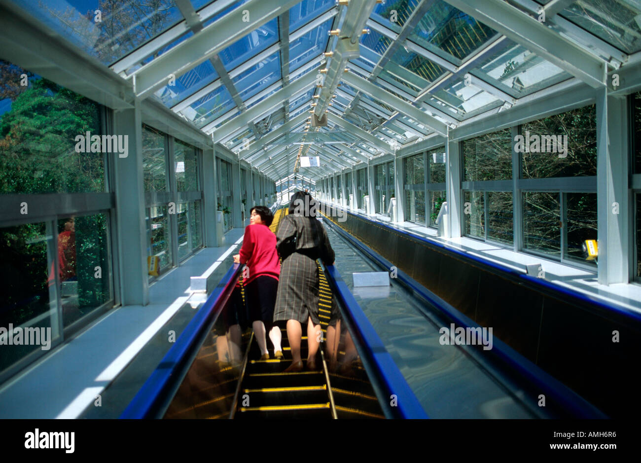 Japan, Shikoku, Naruto, Rolltreppe Stock Photo - Alamy