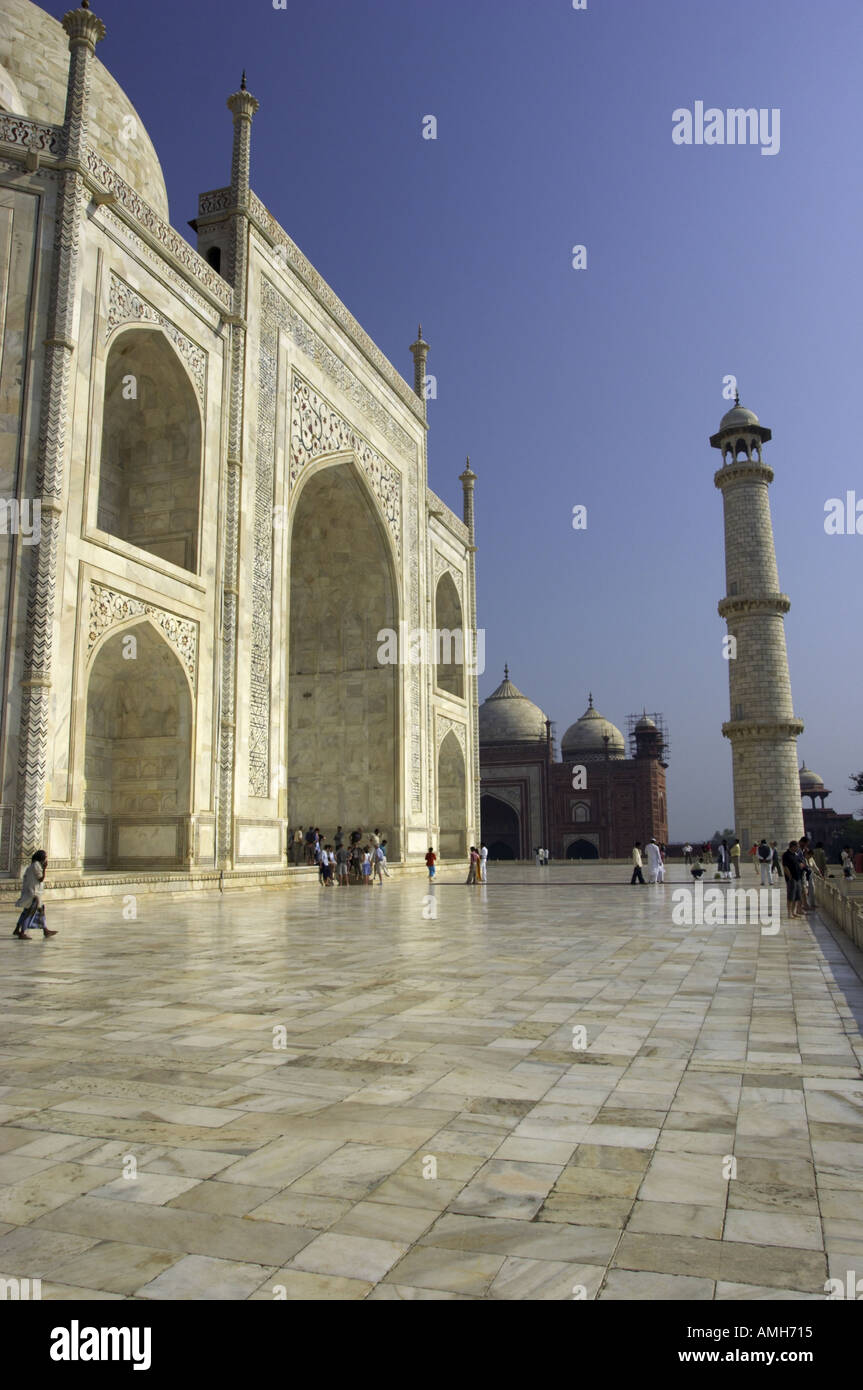 Semi precious stones and taj mahal hi-res stock photography and images ...