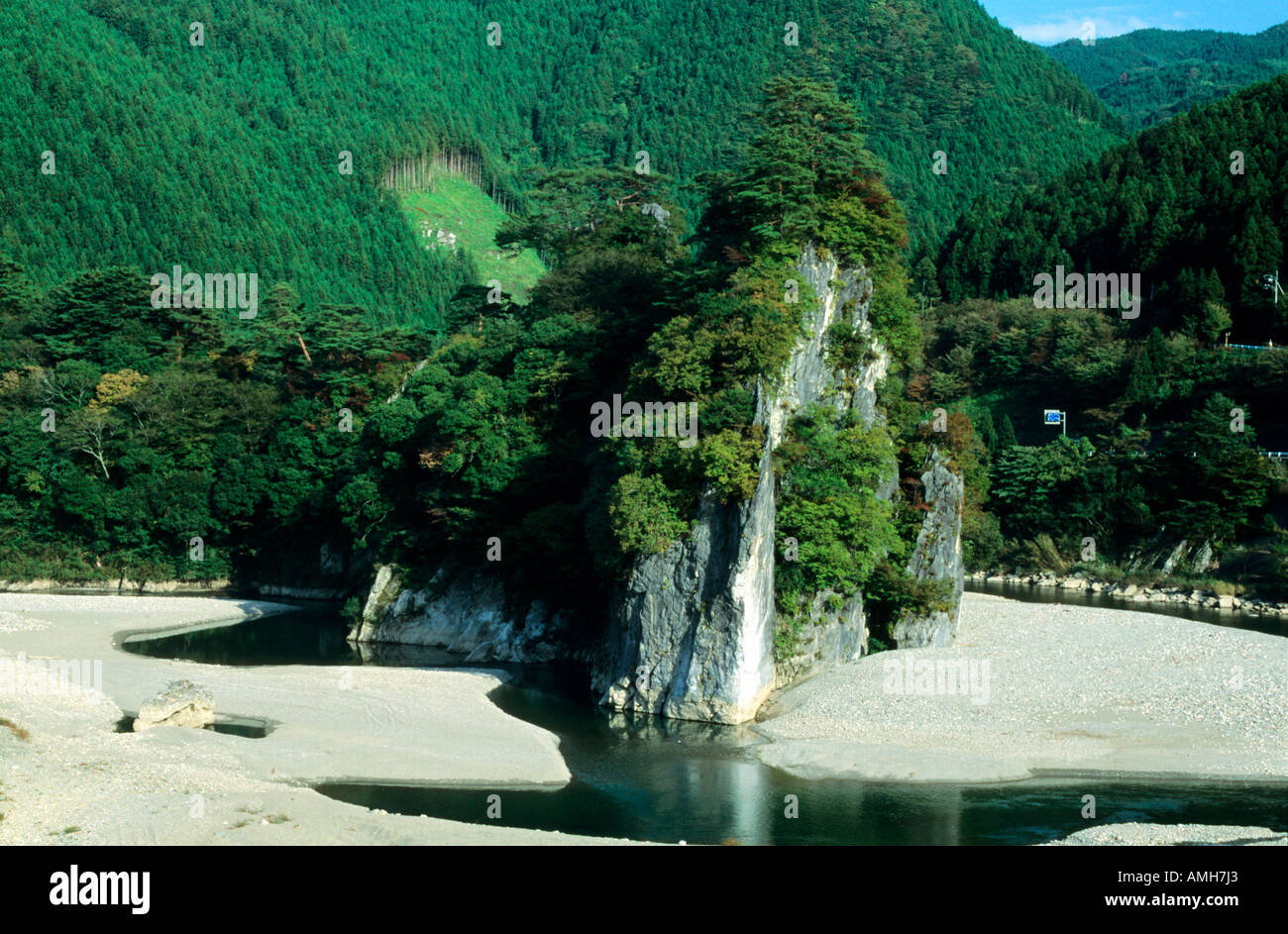 Japan, Shikoku, Kochi, Tal zwischen Susaki und Matsujama Stock Photo ...