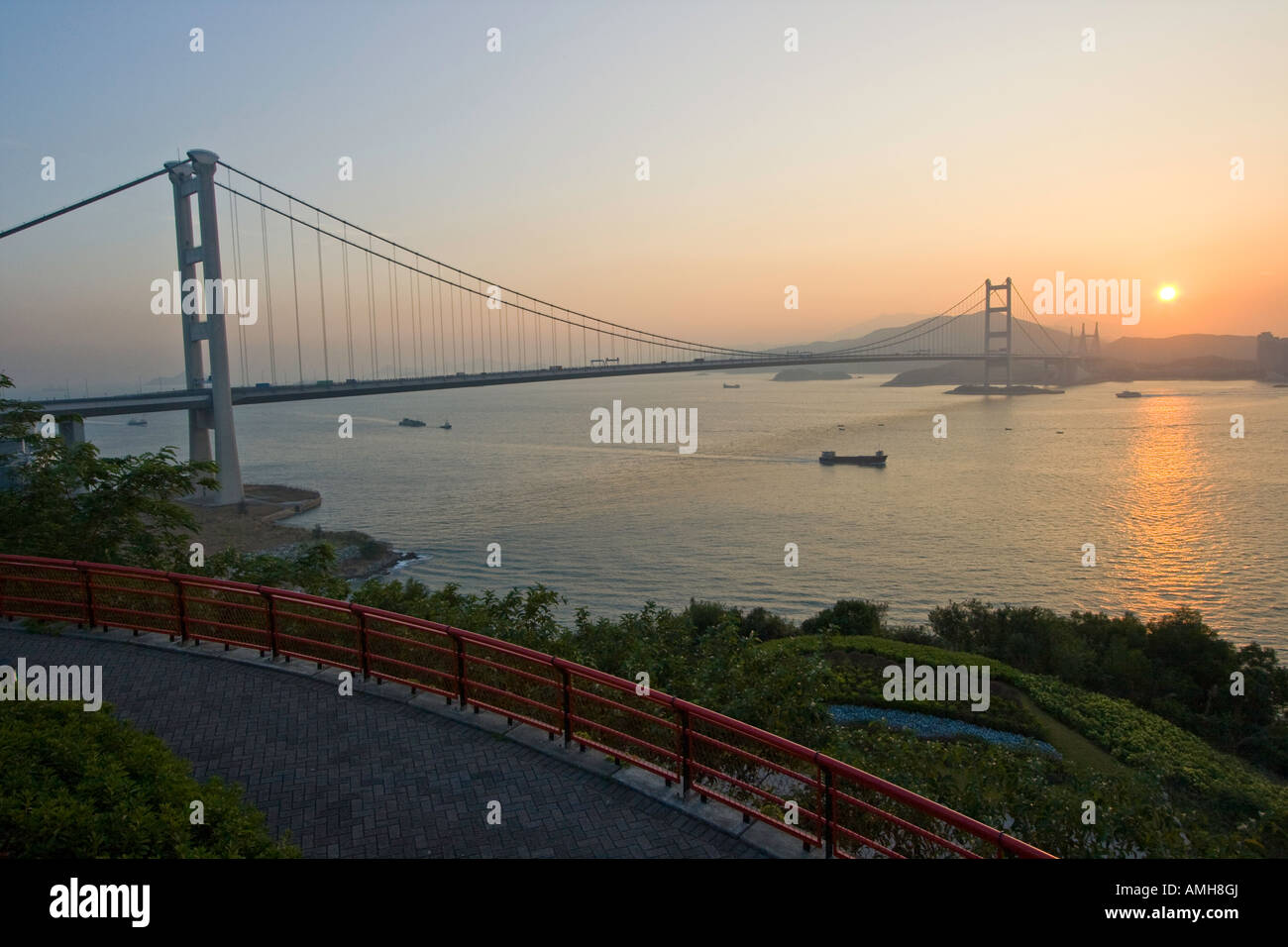 Tsing Ma Hanging Suspension Bridge Tsing Yi Hong Kong Stock Photo - Alamy