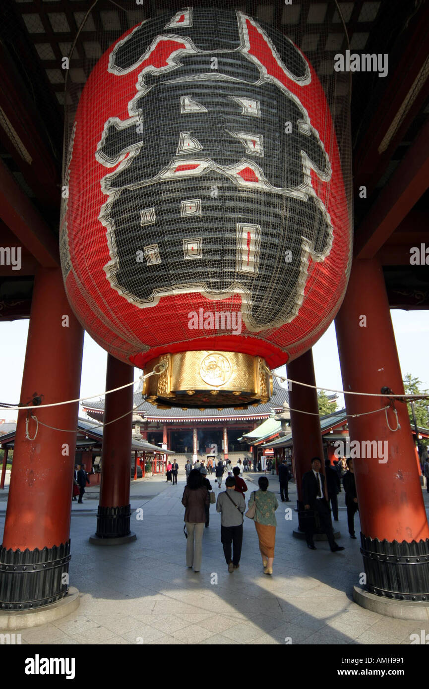 Big lantern senso ji temple entrance hi-res stock photography and ...