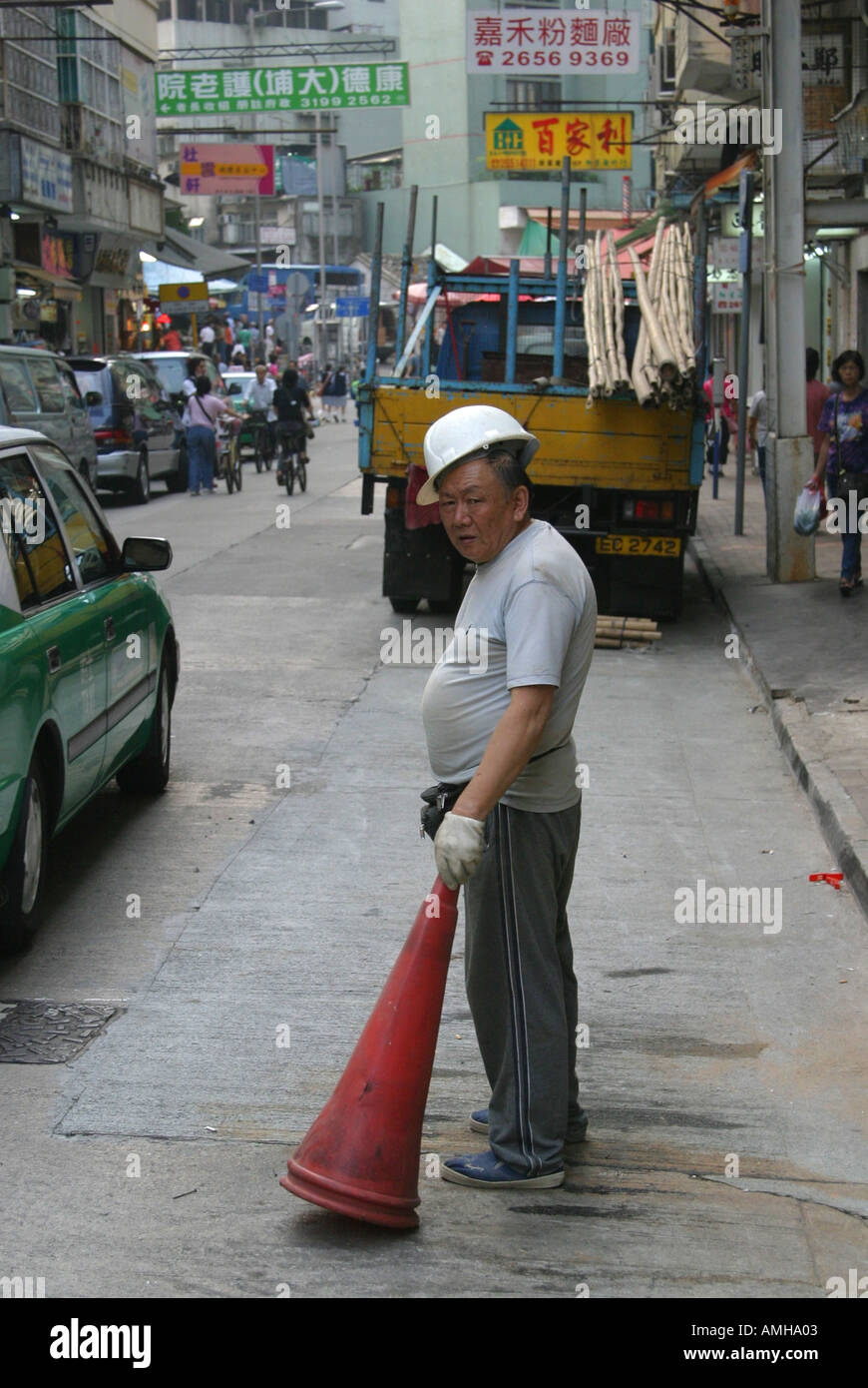Stood in street hi-res stock photography and images - Alamy