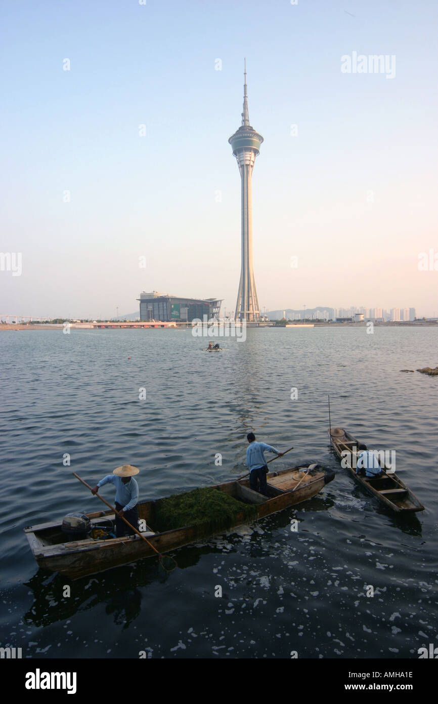 Macau fishing boats hi-res stock photography and images - Alamy