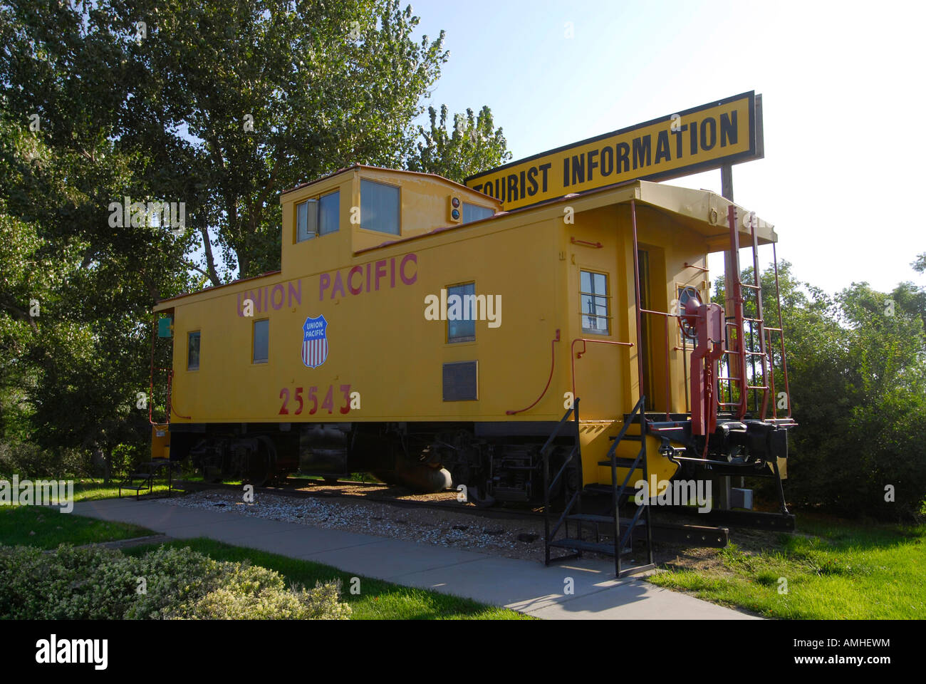 Railroad caboose hi-res stock photography and images - Alamy