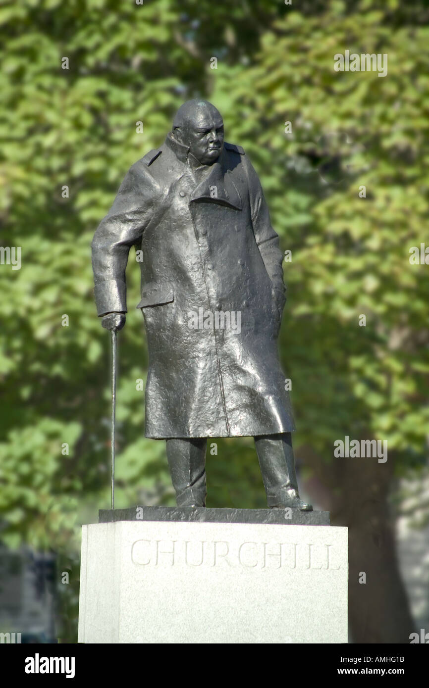 Sir Winston Churchill Statue London Stock Photo - Alamy