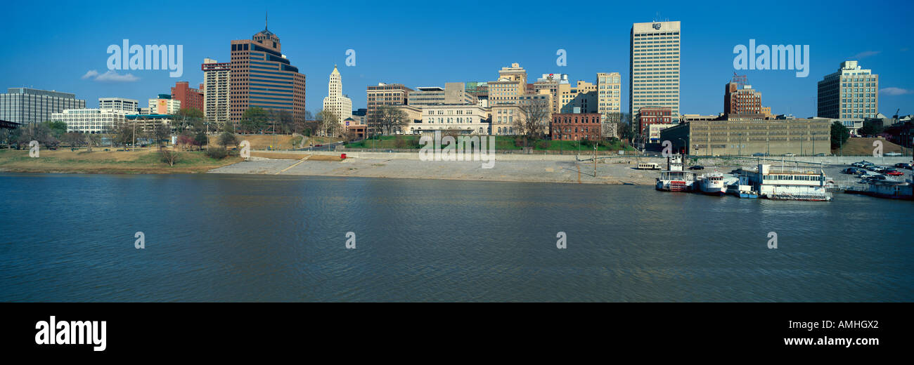Panoramic view of Mississippi River with Memphis TN skyline Stock Photo ...