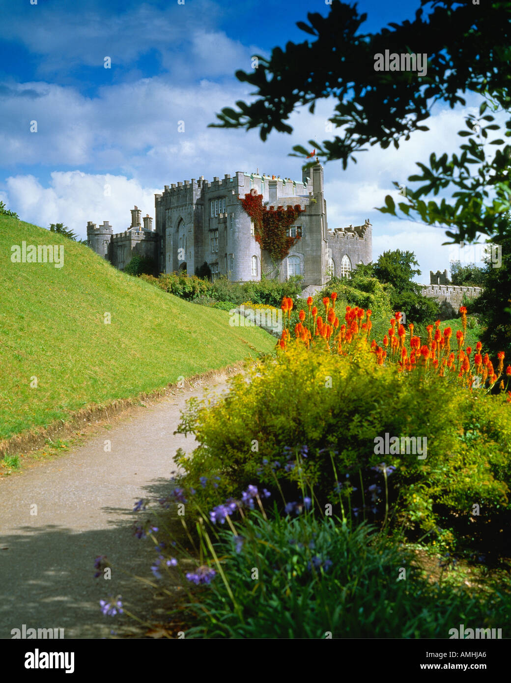 large castle in irelands midland landscape Stock Photo - Alamy