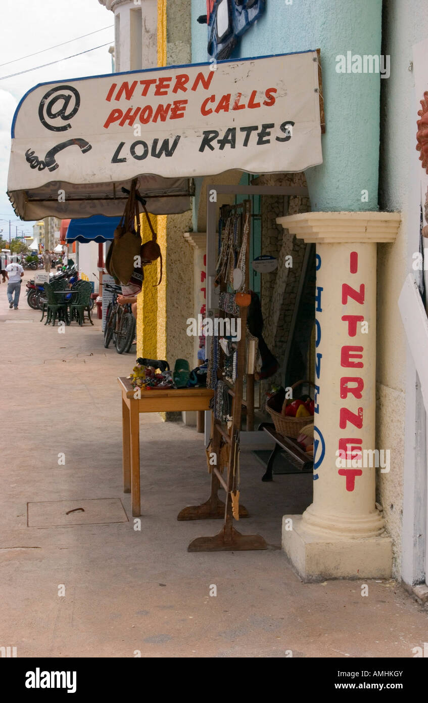 Internet cafe mexico hi-res stock photography and images - Alamy
