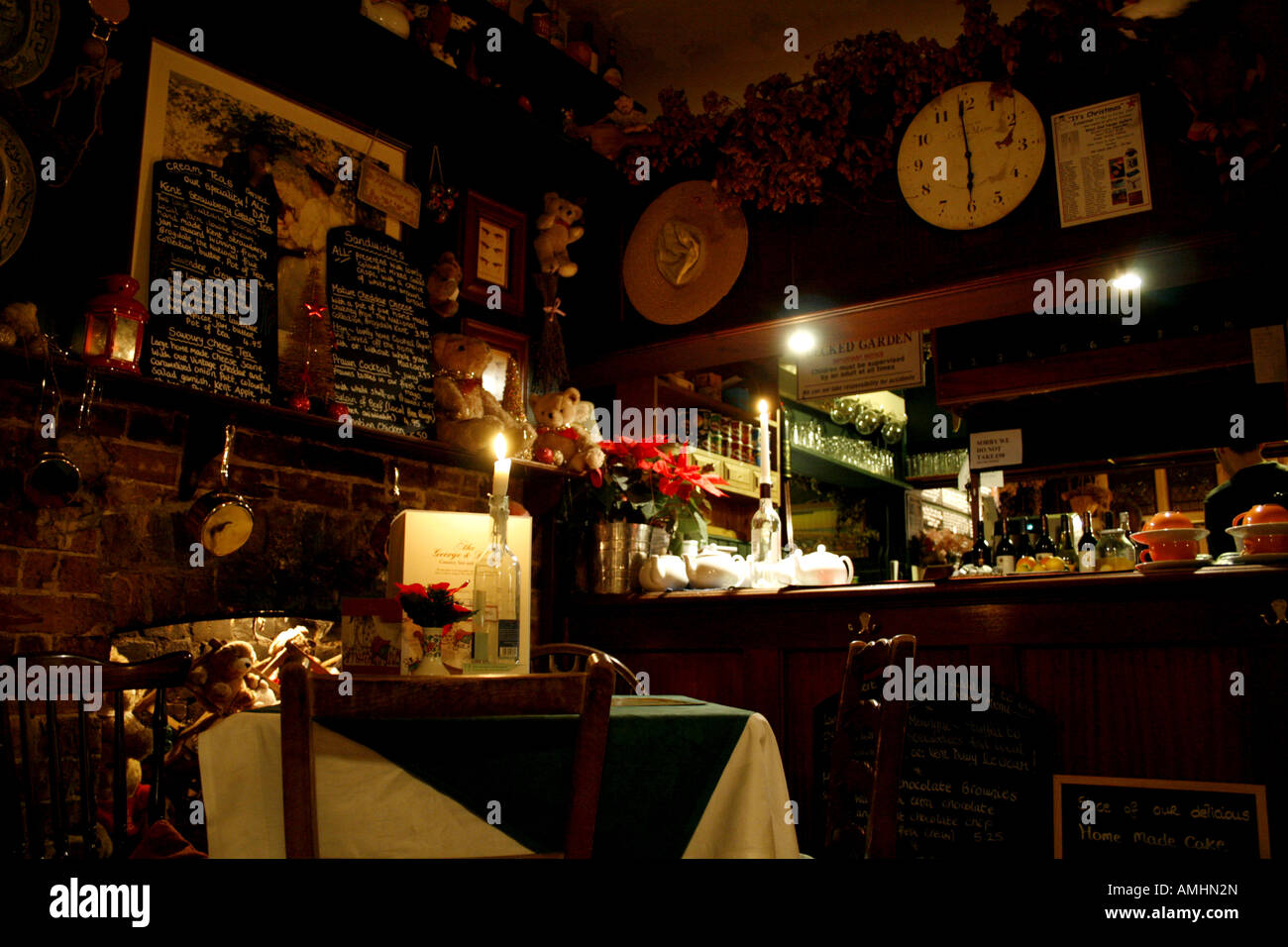 old english country inn headcorn uk 07 Stock Photo - Alamy