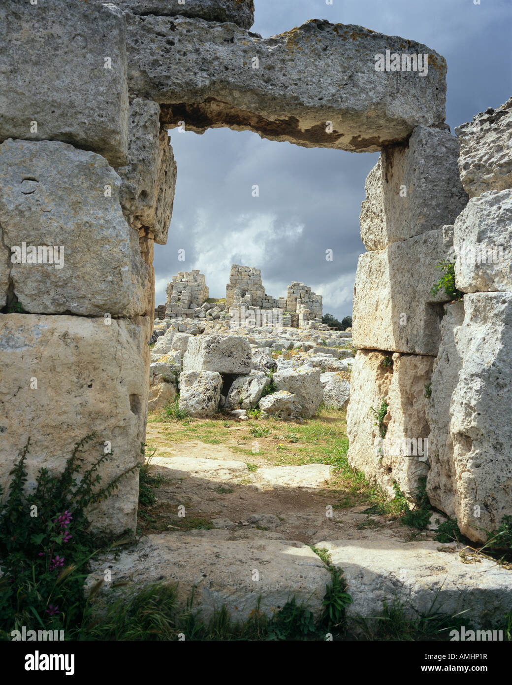 Ancient greek castle hi-res stock photography and images - Alamy