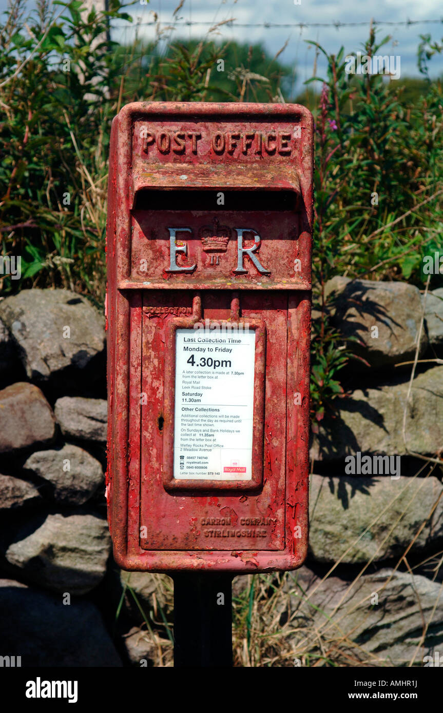 An Old Countryside Red Royal Mail Postbox,In Staffordshire England ...