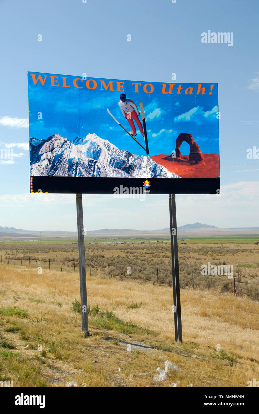 Welcome to Utah Interstate 80 freeway sign as drivers enter the state ...