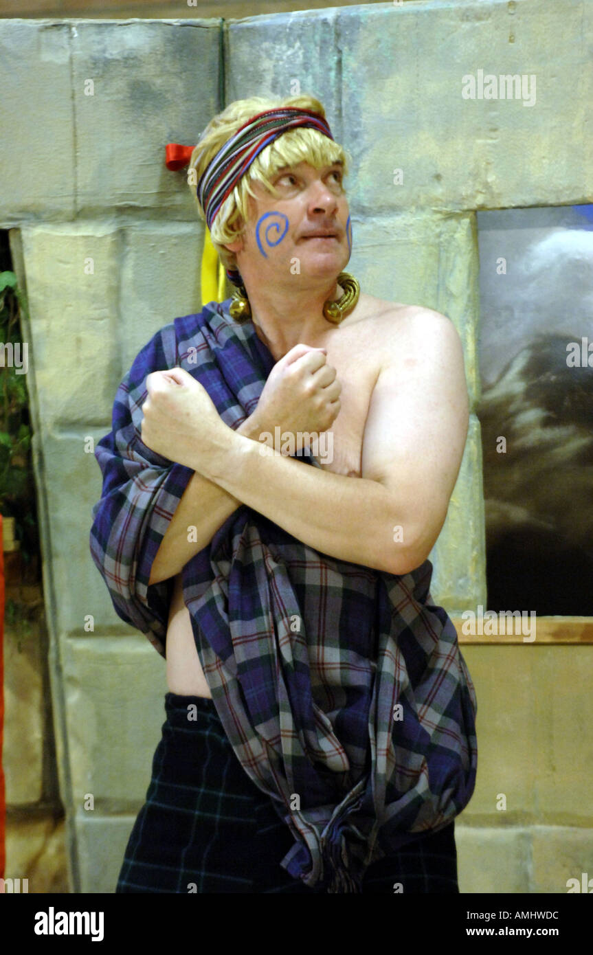 Scottish male actors hi-res stock photography and images - Alamy