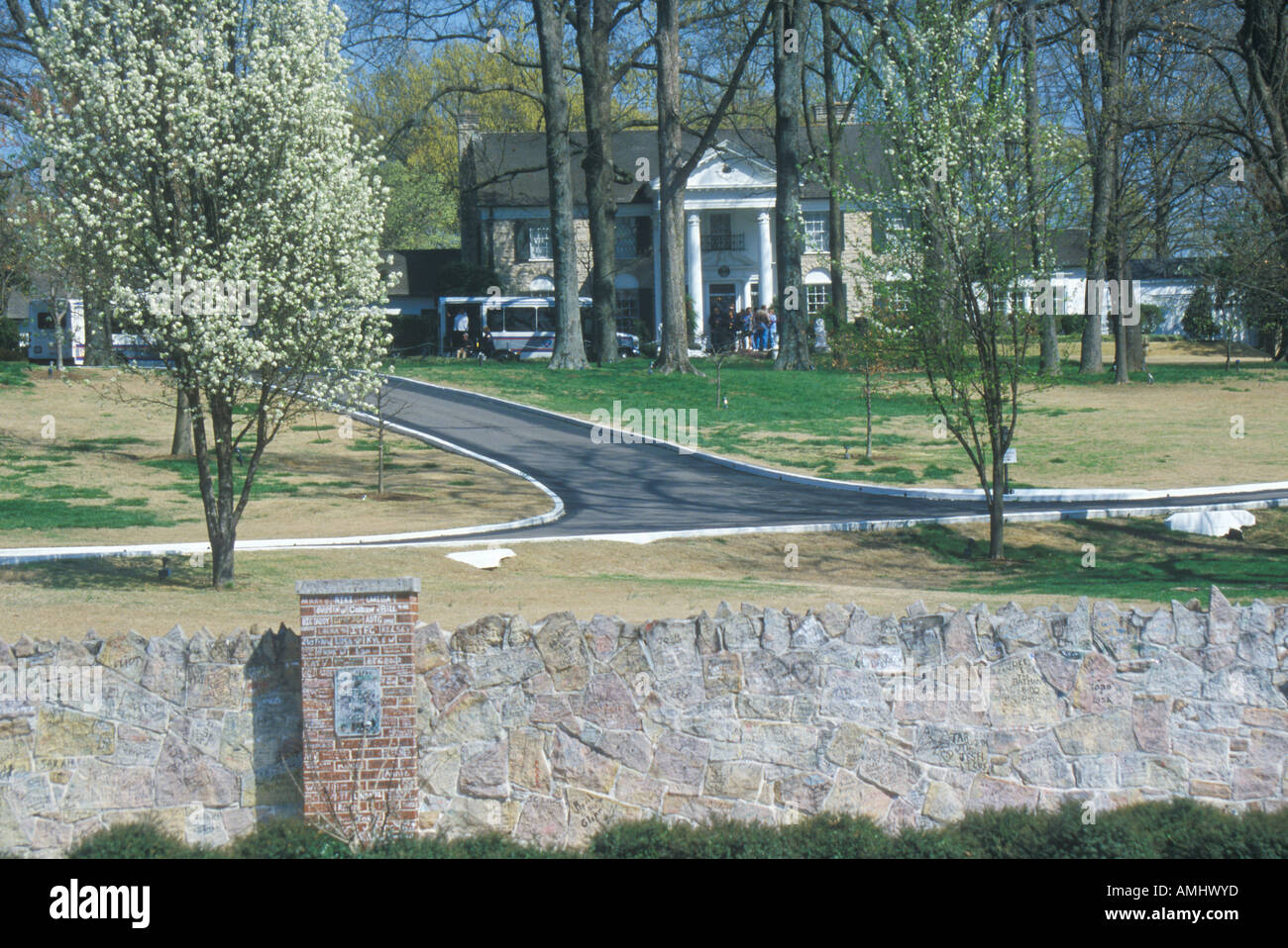 Entrance to Graceland home of Elvis Presley Memphis TN Stock Photo - Alamy