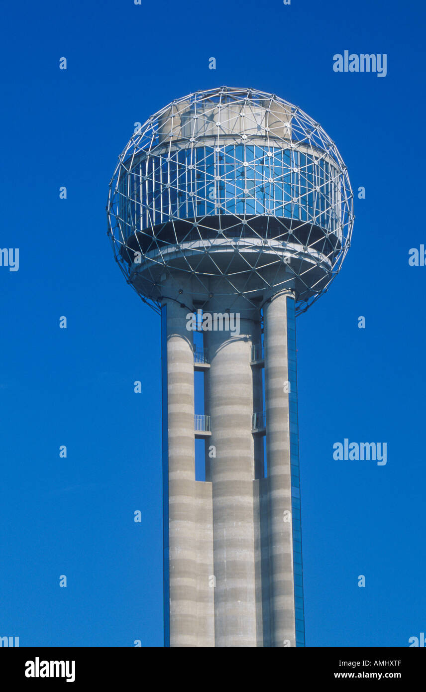 Reunion tower dallas observation hi-res stock photography and images ...