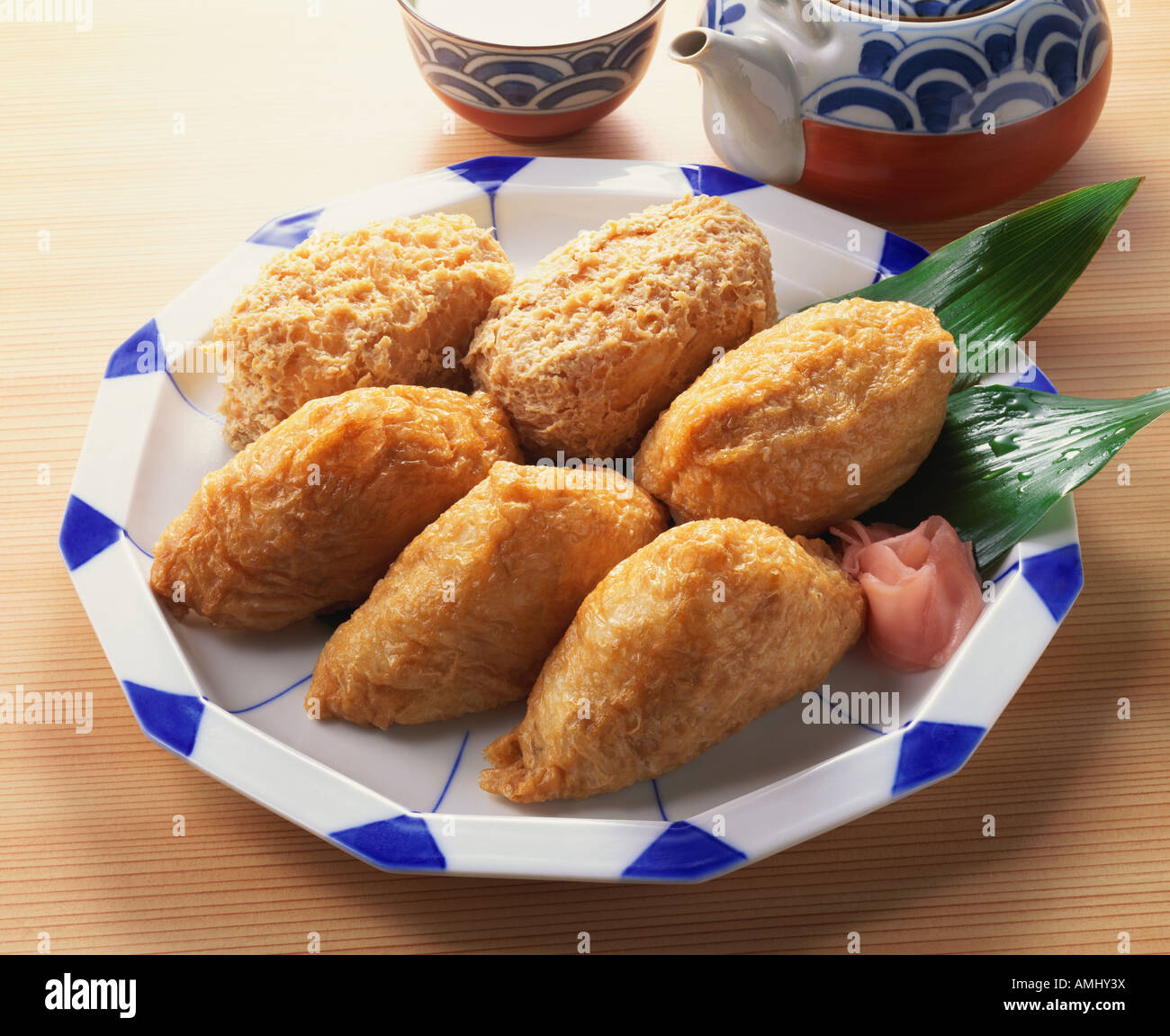 Inari sushi hi-res stock photography and images - Alamy