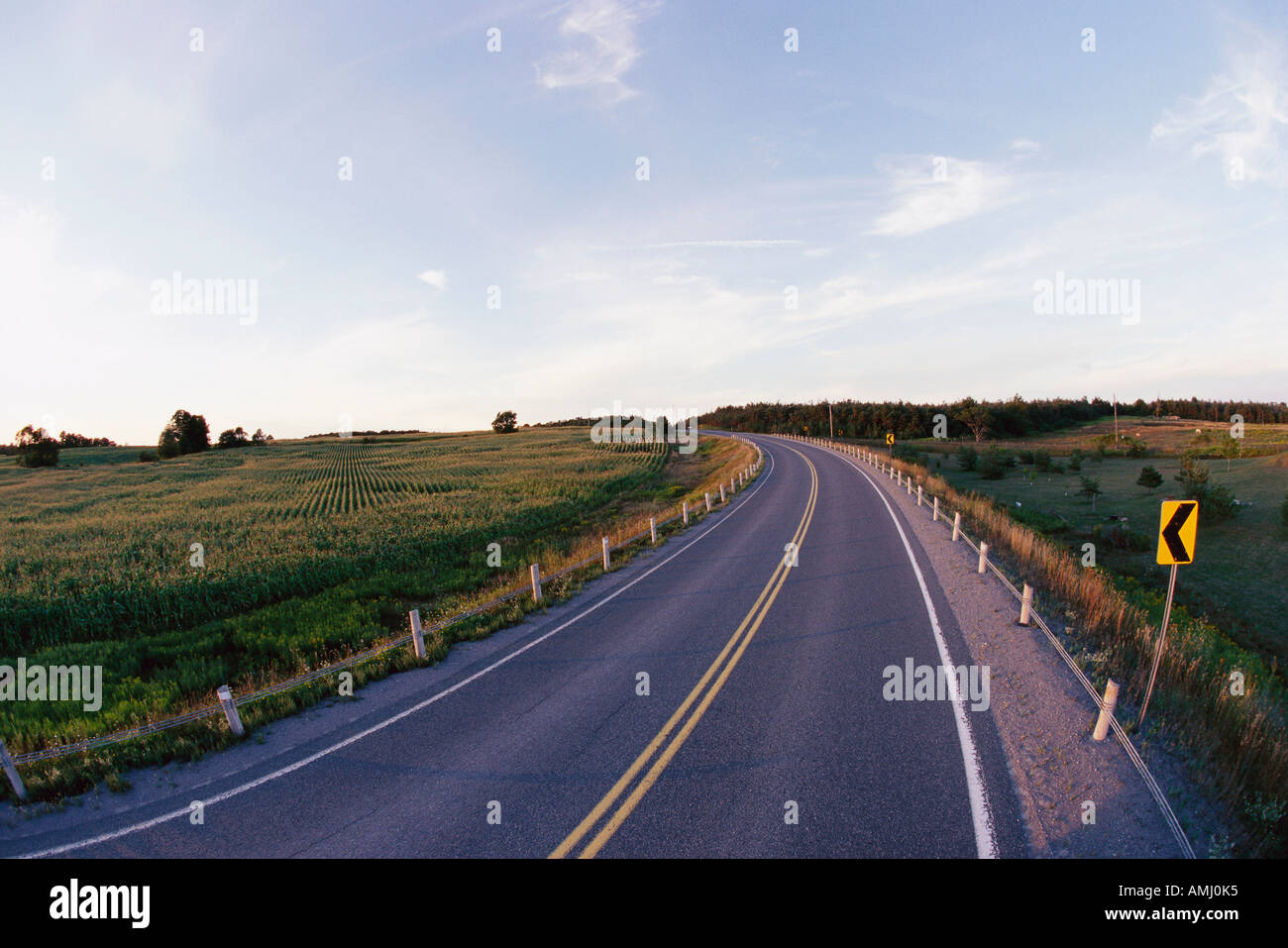 Ont the road hi-res stock photography and images - Alamy