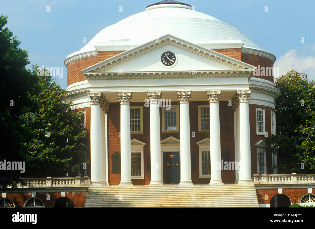Exterior of Rotunda at University of Virginia designed by Thomas ...