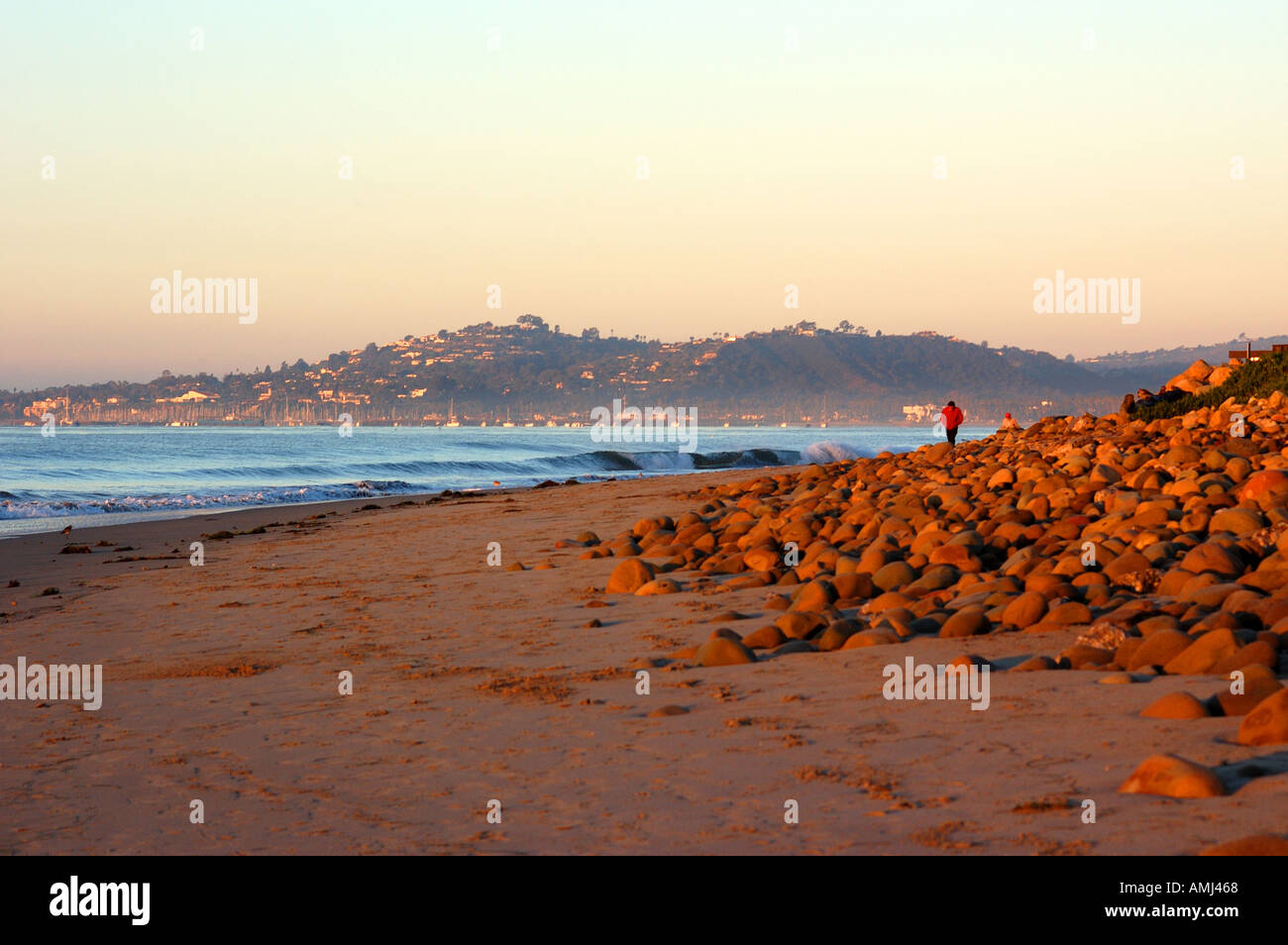 Butterfly beach montecito hi-res stock photography and images - Alamy