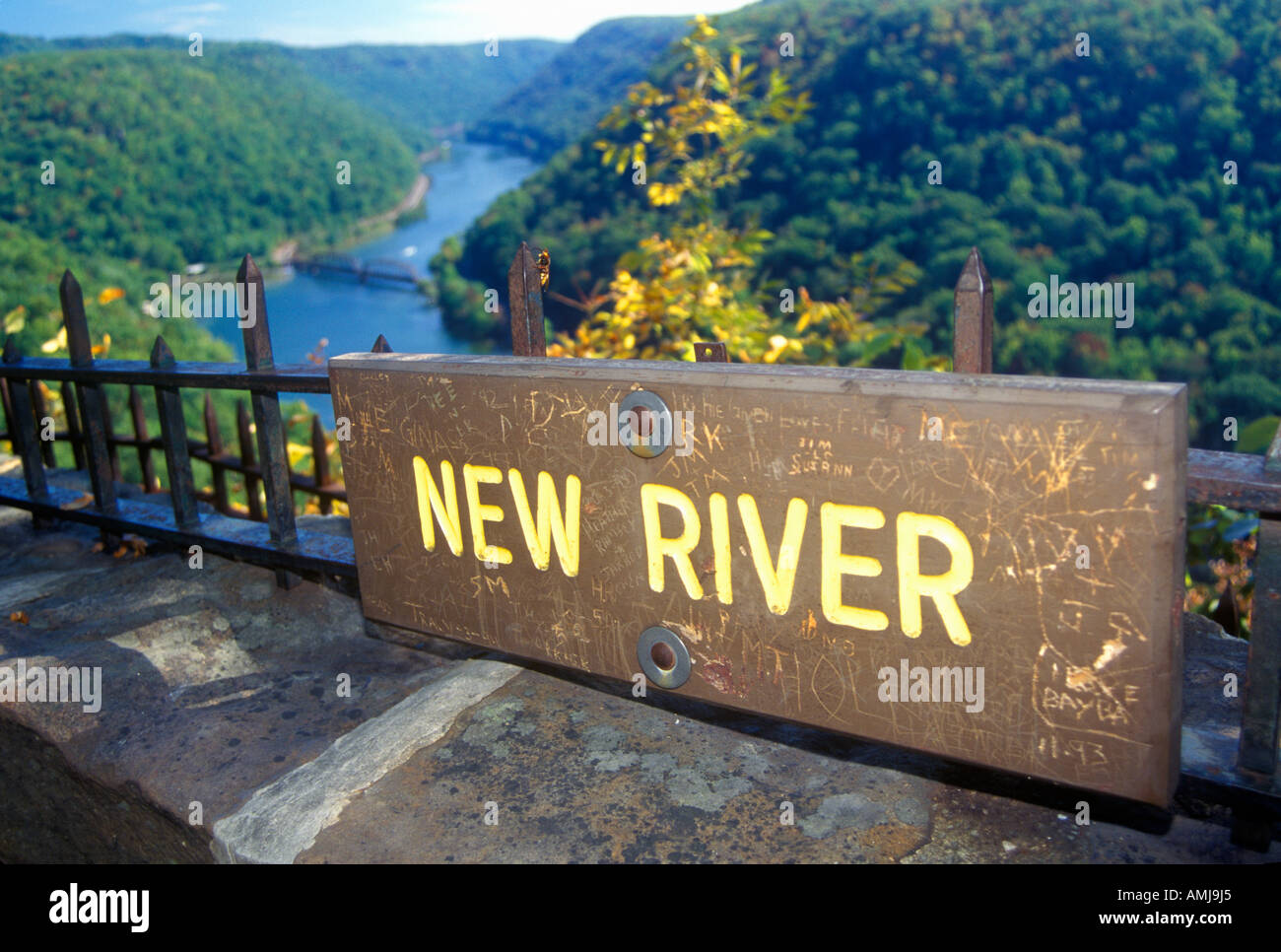 Hawks Point State Park Overlook on Scenic Highway US Route 60 over the ...