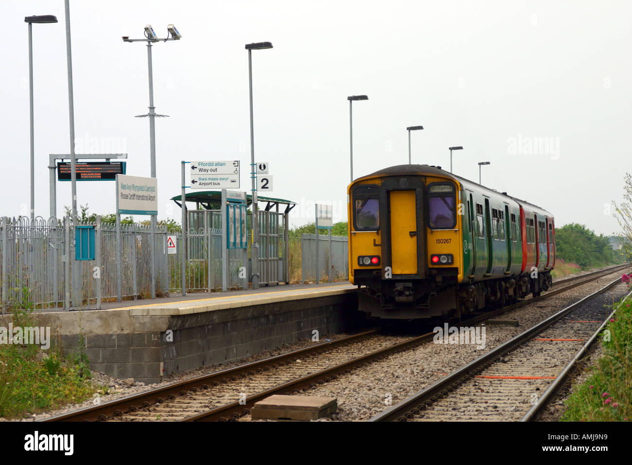 Rhoose railway station hi-res stock photography and images - Alamy