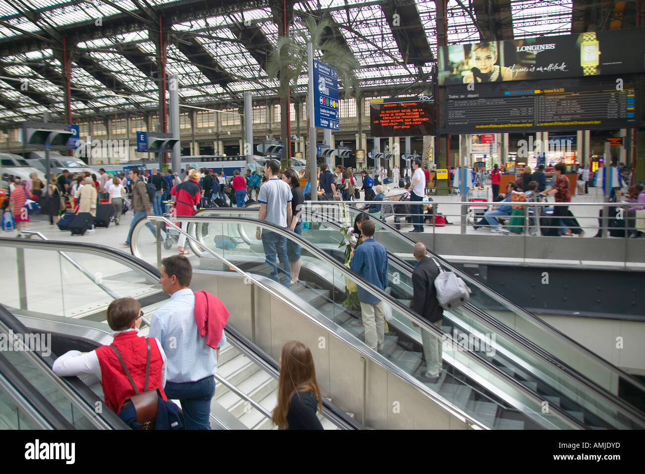 Interior of the Gare de Lyon in Paris France Stock Photo - Alamy