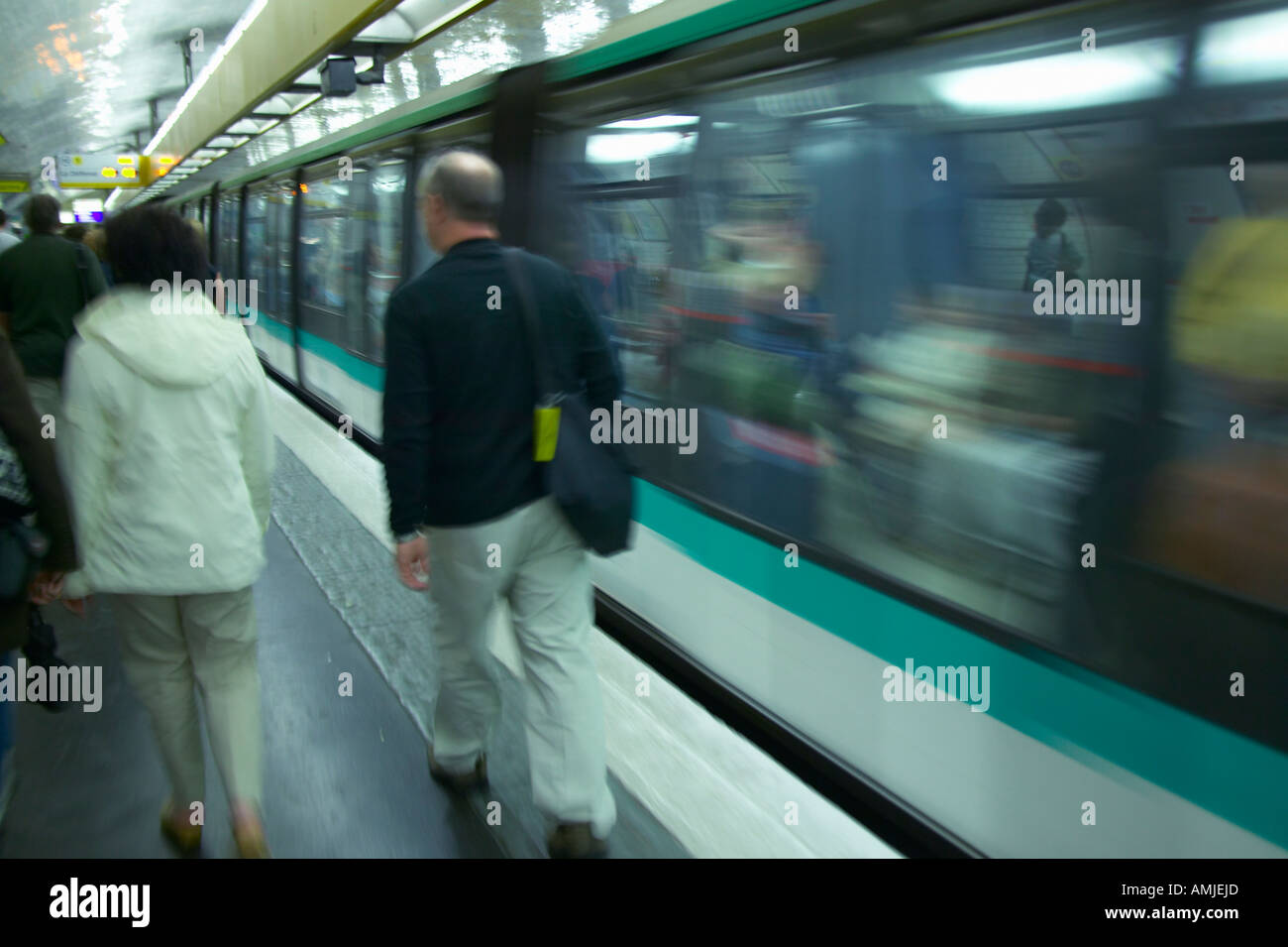 Metro Train Paris France Stock Photo - Alamy