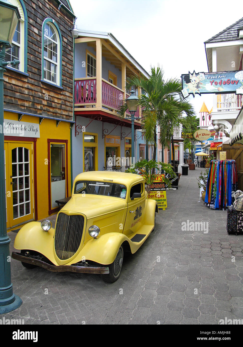 Vintage vehicle and boutiques Old Street shopping St Maarten Stock ...